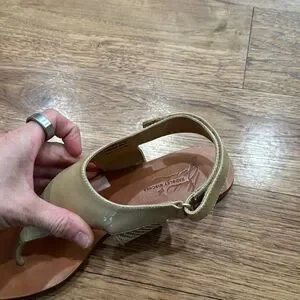 Badgley Mischka | Shoes | Badgley Mischka Rikki Tstrap Sandal 85 | Poshmark